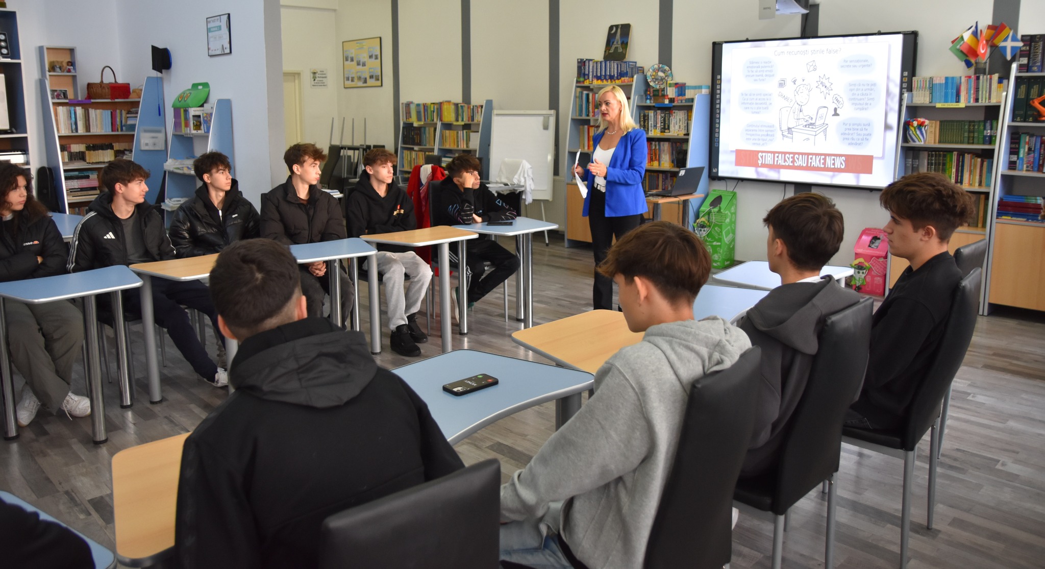 „Countering Disinformation and Fake News” la Colegiul Tehnic „George ...