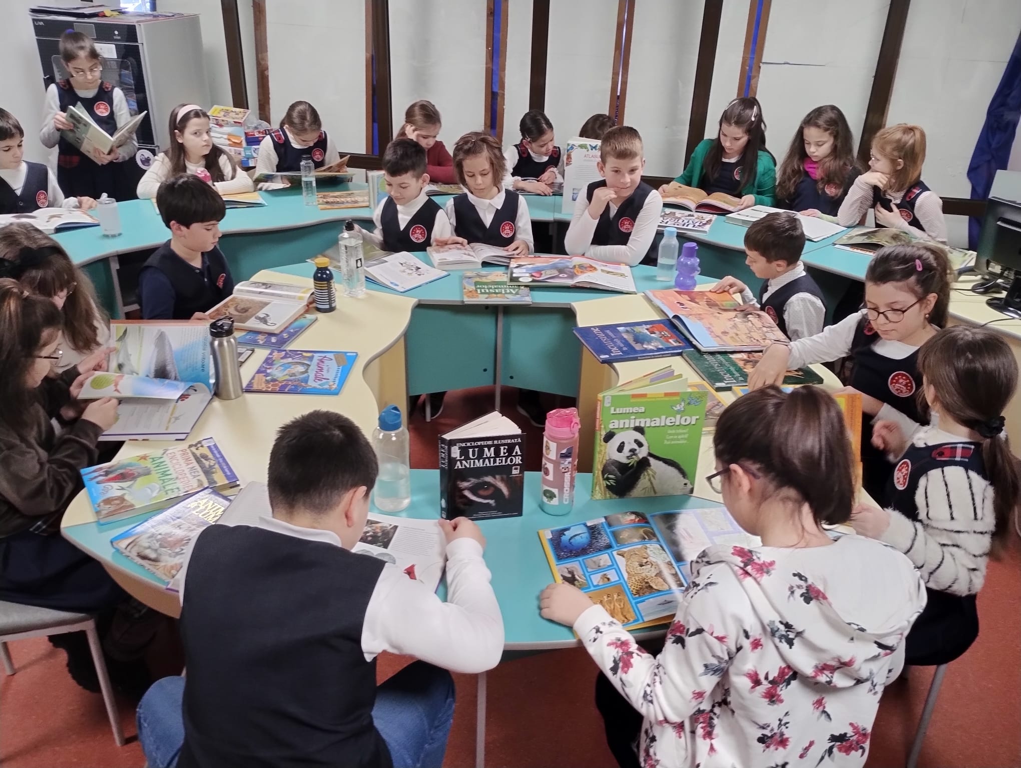 Am sărbătorit animalele cu elevi de la Școala Gimnazială „George Coșbuc ...