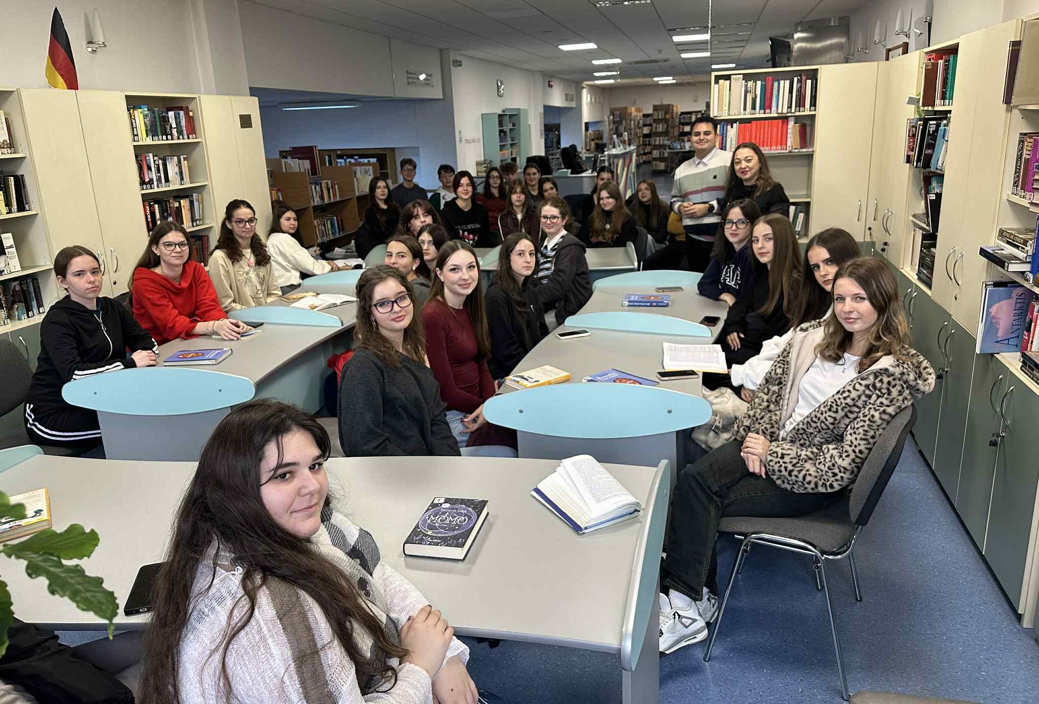 Activitate dedicată scriitorului german Michael Ende cu elevi de la ...